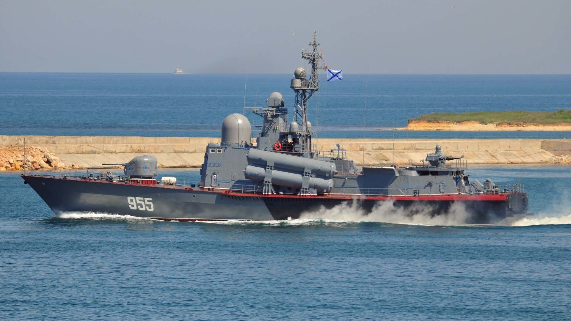 Russian Navy ready to protect all its Oceanic territorial borders ...